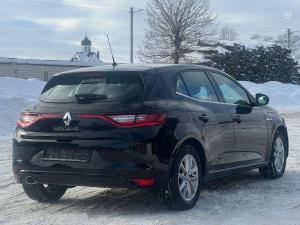 Black Renault Megane 2019 in Taurage, with an engine capacity of 1.20 L and mileage of 60 thousand km for 7700 €, photo 5 on AUTOMOTO.COM.LV