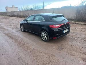 Black Renault Megane 2020 in Taurage, with an engine capacity of 1.46 L and mileage of 209 thousand km for 6200 €, photo 4 on AUTOMOTO.COM.LV