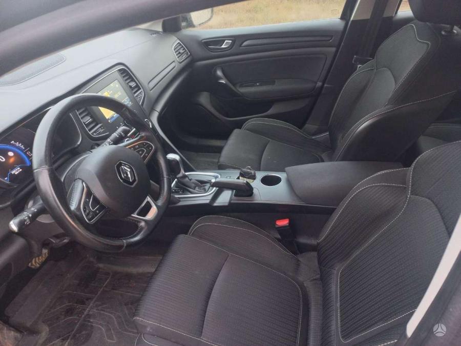 Black Renault Megane 2020 in Taurage, with an engine capacity of 1.46 L and mileage of 209 thousand km for 6200 €, photo 6 on AUTOMOTO.COM.LV