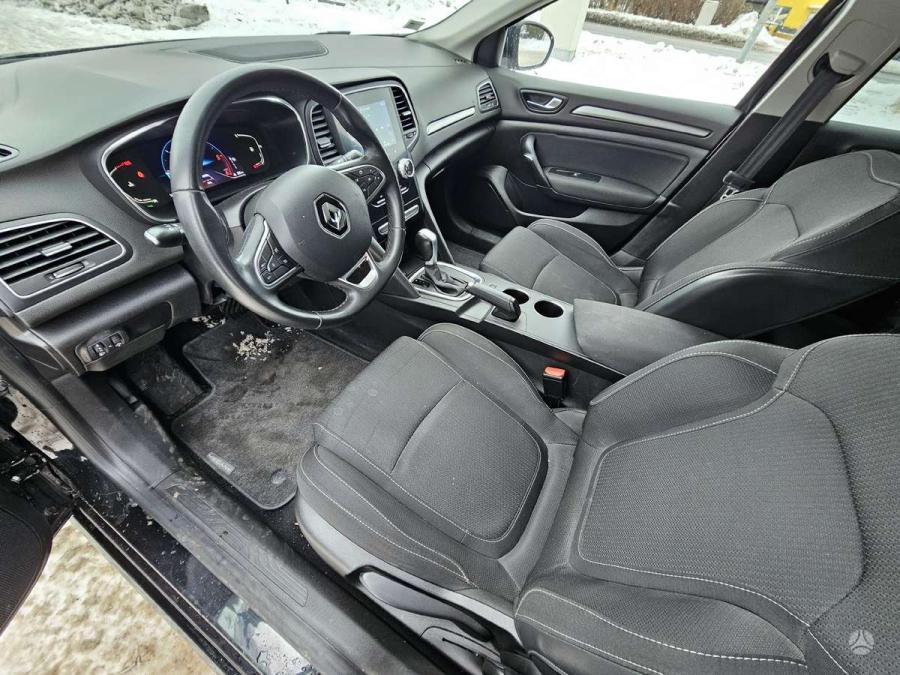 Black Renault Megane 2020 in Taurage, with an engine capacity of 1.46 L and mileage of 170 thousand km for 8800 €, photo 11 on AUTOMOTO.COM.LV