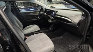 Black Renault Megane 2022 in Riga, with an engine capacity of 1.60 L and mileage of 104 thousand km for 20990 €, photo 11 on AUTOMOTO.COM.LV