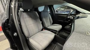 Black Renault Megane 2022 in Riga, with an engine capacity of 1.60 L and mileage of 104 thousand km for 20990 €, photo 12 on AUTOMOTO.COM.LV
