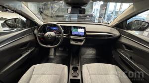 Black Renault Megane 2022 in Riga, with an engine capacity of 1.60 L and mileage of 104 thousand km for 20990 €, photo 15 on AUTOMOTO.COM.LV