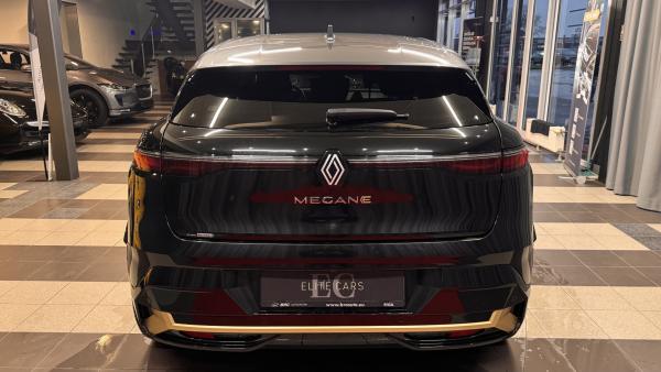 Black Renault Megane 2022 in Riga, with an engine capacity of 0.00 L and mileage of 66 thousand km for 23990 €, photo 5 on AUTOMOTO.COM.LV