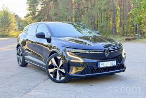 Melns Renault Megane 2023 Jūrmala, ar dzinēja tilpumu 1.20 L un nobraukumu 31 tūkst. km par 23900 €, foto 4 vietnē AUTOMOTO.COM.LV