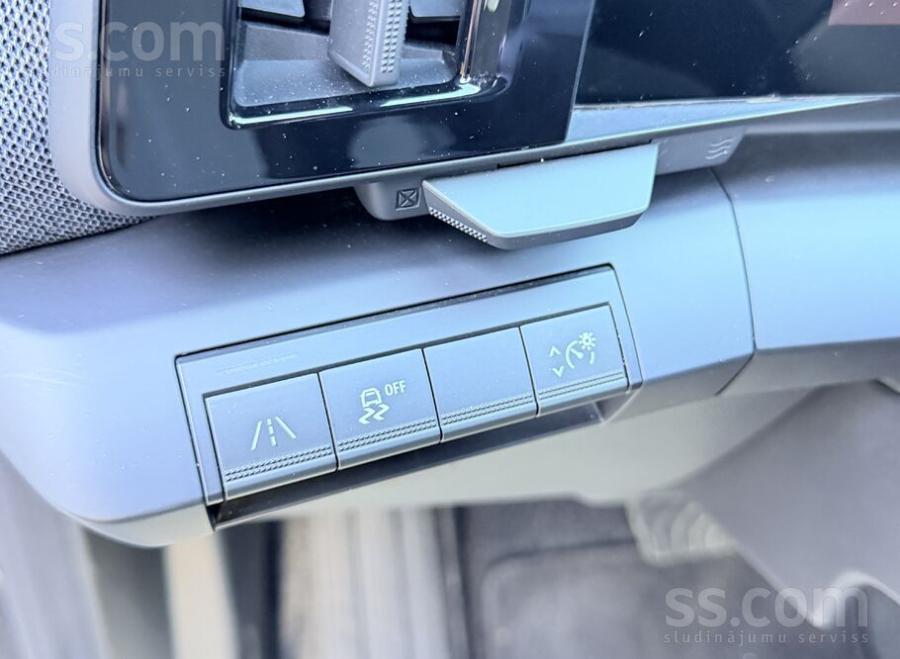 Melns Renault Megane 2023 Jūrmala, ar dzinēja tilpumu 1.20 L un nobraukumu 31 tūkst. km par 23900 €, foto 14 vietnē AUTOMOTO.COM.LV