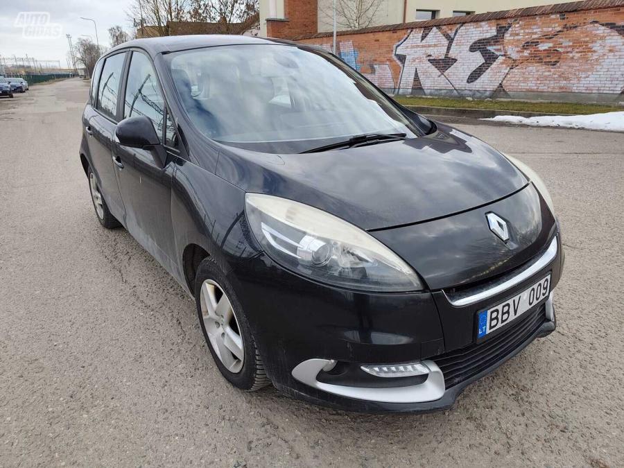 Melns Renault Megane 2012 Šauļi, ar dzinēja tilpumu 1.50 L un nobraukumu 391 tūkst. km par 2350 €, foto 4 vietnē AUTOMOTO.COM.LV