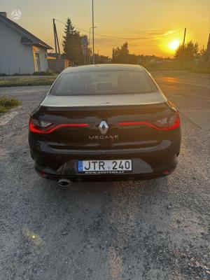 Melns Renault Megane 2017 Viļņa, ar dzinēja tilpumu 1.60 L un nobraukumu 130 tūkst. km par 6500 €, foto 6 vietnē AUTOMOTO.COM.LV