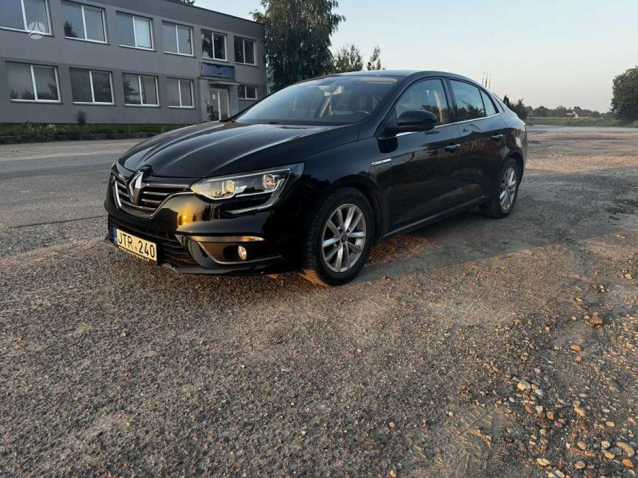 Melns Renault Megane 2017 Viļņa, ar dzinēja tilpumu 1.60 L un nobraukumu 130 tūkst. km par 6500 €, foto 12 vietnē AUTOMOTO.COM.LV