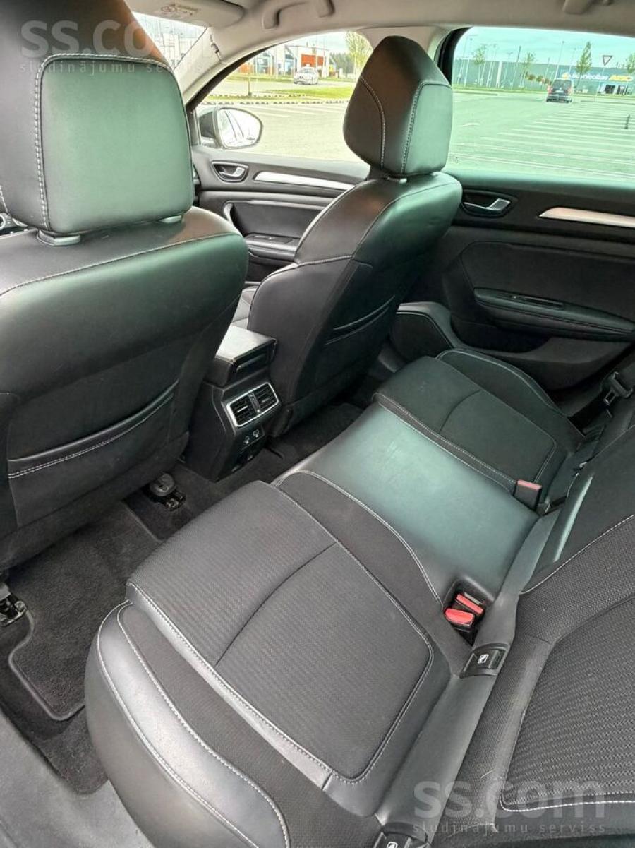 Melns Renault Megane 2021 Rīga, ar dzinēja tilpumu 1.30 L un nobraukumu 78 tūkst. km par 12800 €, foto 9 vietnē AUTOMOTO.COM.LV