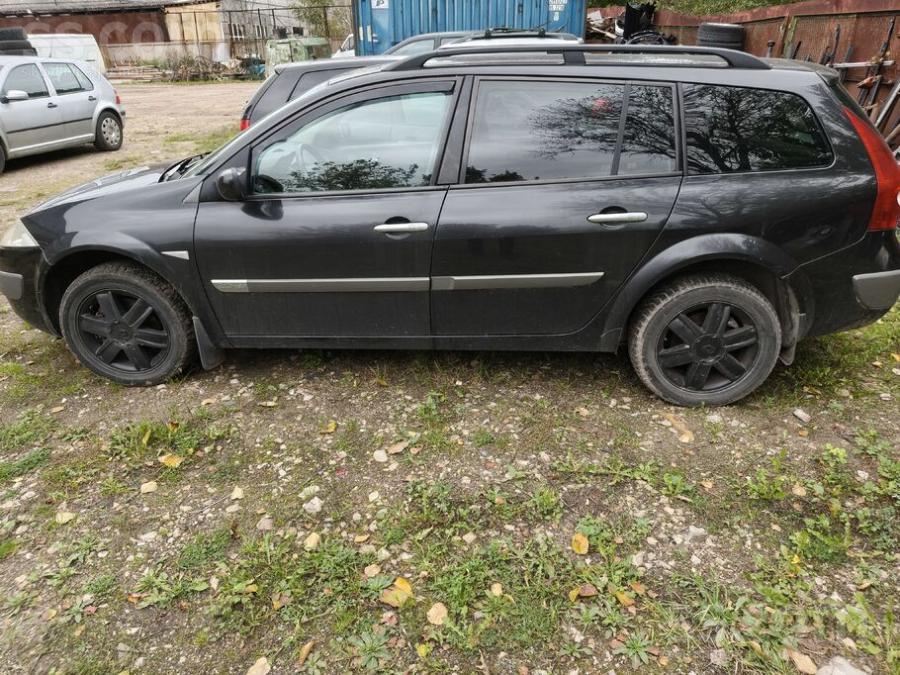 Черный Рено Меган 2004 в Юрмала, объемом двигателя 2.00 л и пробегом 345 тыс. км за 753 €, фото 6 на AUTOMOTO.COM.LV