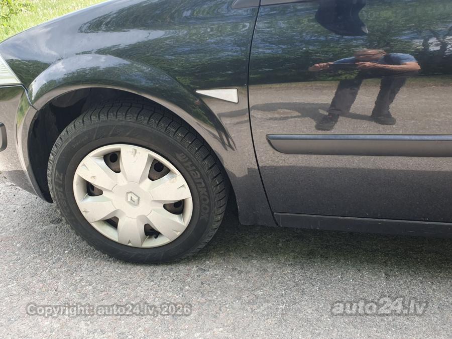 Melns Renault Megane 2008 Keila, ar dzinēja tilpumu 1.60 L un nobraukumu 167 tūkst. km par 1900 €, foto 11 vietnē AUTOMOTO.COM.LV