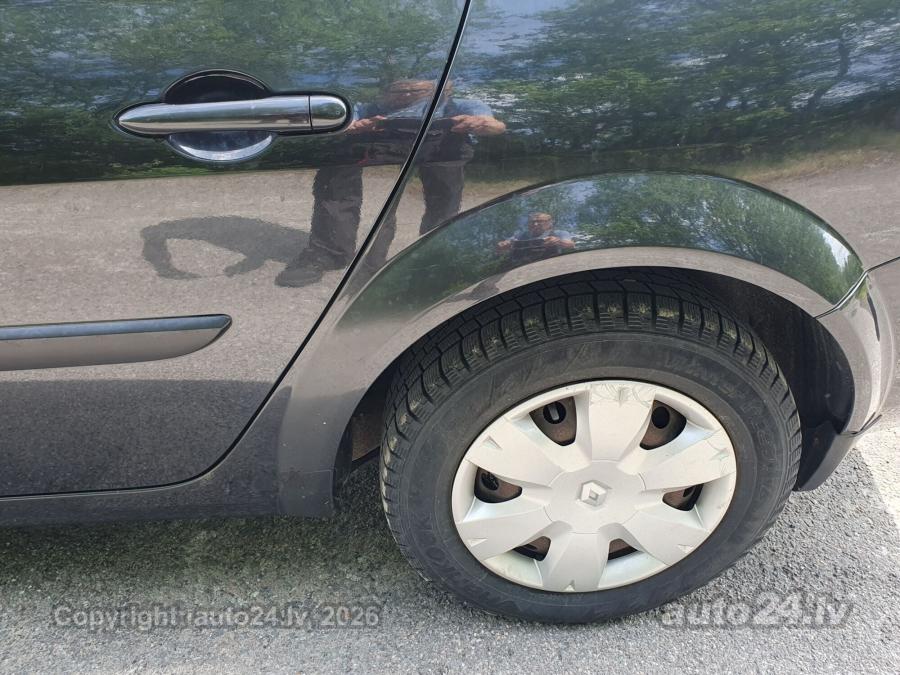 Melns Renault Megane 2008 Keila, ar dzinēja tilpumu 1.60 L un nobraukumu 167 tūkst. km par 1900 €, foto 12 vietnē AUTOMOTO.COM.LV