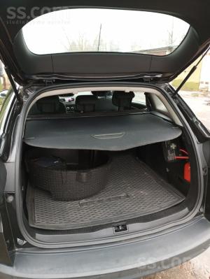 Black Renault Megane 2009 in Daugavpils, with an engine capacity of 1.90 L and mileage of 252 thousand km for 2850 €, photo 8 on AUTOMOTO.COM.LV