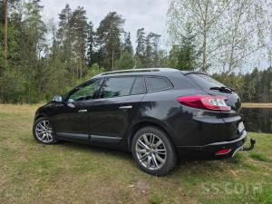 Black Renault Megane 2010 in Ogre, with an engine capacity of 1.90 L and mileage of 405 thousand km for 2500 €, photo 5 on AUTOMOTO.COM.LV