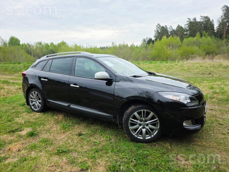 Black Renault Megane 2010 in Ogre, with an engine capacity of 1.90 L and mileage of 405 thousand km for 2500 €, photo 10 on AUTOMOTO.COM.LV