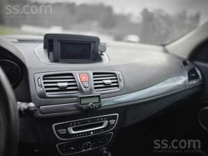 Black Renault Megane 2010 in Ogre, with an engine capacity of 1.90 L and mileage of 405 thousand km for 2500 €, photo 20 on AUTOMOTO.COM.LV