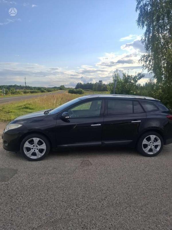 Melns Renault Megane 2010 Ignalina, ar dzinēja tilpumu 1.40 L un nobraukumu 227 tūkst. km par 2800 €, foto 2 vietnē AUTOMOTO.COM.LV