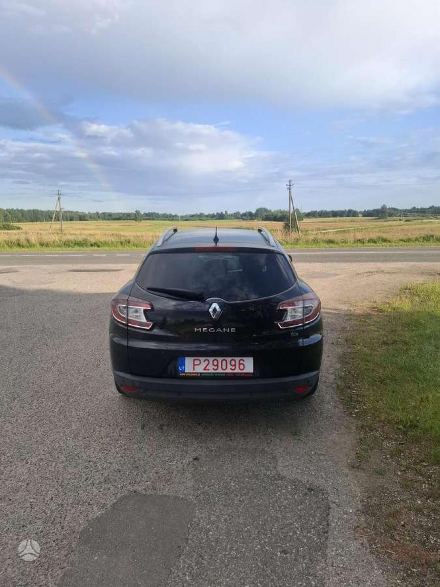 Melns Renault Megane 2010 Ignalina, ar dzinēja tilpumu 1.40 L un nobraukumu 227 tūkst. km par 2800 €, foto 4 vietnē AUTOMOTO.COM.LV
