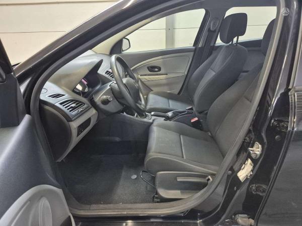 Melns Renault Megane 2011 Raseiniai, ar dzinēja tilpumu 1.46 L un nobraukumu 273 tūkst. km par 2900 €, foto 11 vietnē AUTOMOTO.COM.LV