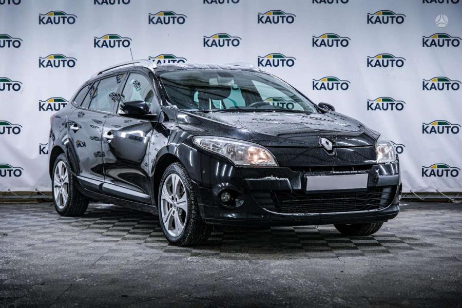 Melns Renault Megane 2011 Kauņa, ar dzinēja tilpumu 1.50 L un nobraukumu 325 tūkst. km par 4390 €, foto 2 vietnē AUTOMOTO.COM.LV