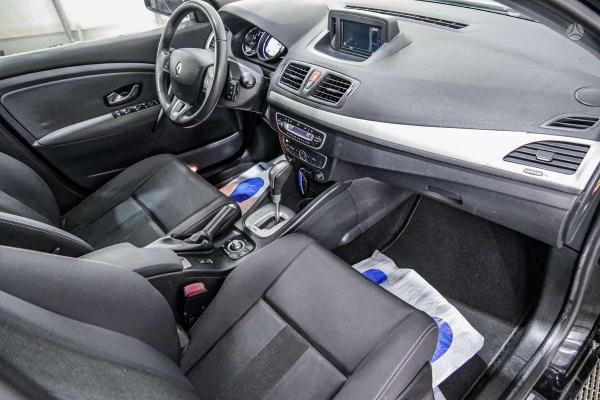 Black Renault Megane 2011 in Kaunas, with an engine capacity of 1.50 L and mileage of 325 thousand km for 4390 €, photo 11 on AUTOMOTO.COM.LV