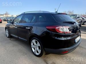 Black Renault Megane 2011 in Riga, with an engine capacity of 1.90 L and mileage of 0 thousand km for 3790 €, photo 5 on AUTOMOTO.COM.LV