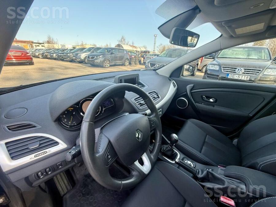 Black Renault Megane 2011 in Riga, with an engine capacity of 1.90 L and mileage of 0 thousand km for 3790 €, photo 14 on AUTOMOTO.COM.LV