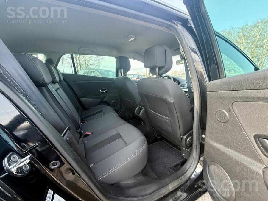 Black Renault Megane 2011 in Riga, with an engine capacity of 1.90 L and mileage of 0 thousand km for 3790 €, photo 20 on AUTOMOTO.COM.LV