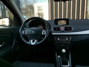Black Renault Megane 2011 in Riga, with an engine capacity of 1.90 L and mileage of 298 thousand km for 2390 €, photo 6 on AUTOMOTO.COM.LV