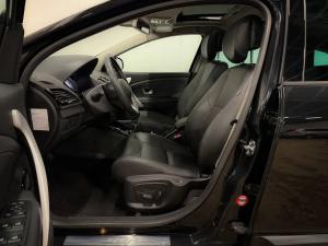 Melns Renault Megane 2011 Jūrmala, ar dzinēja tilpumu 1.40 L un nobraukumu 237 tūkst. km par 4695 €, foto 22 vietnē AUTOMOTO.COM.LV