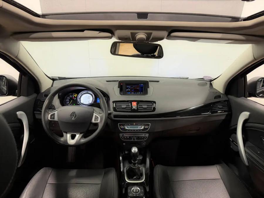 Melns Renault Megane 2011 Jūrmala, ar dzinēja tilpumu 1.40 L un nobraukumu 237 tūkst. km par 4695 €, foto 24 vietnē AUTOMOTO.COM.LV