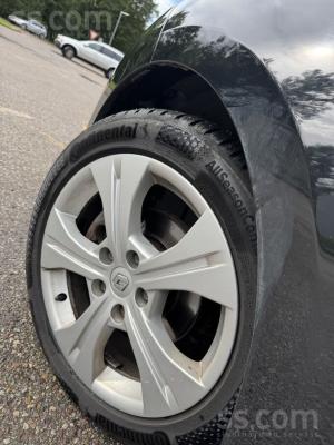 Melns Renault Megane 2011 Ogre, ar dzinēja tilpumu 1.90 L un nobraukumu 280 tūkst. km par 3750 €, foto 9 vietnē AUTOMOTO.COM.LV