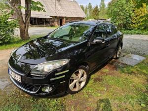 Black Renault Megane 2012 in Riga, with an engine capacity of 1.60 L and mileage of 347 thousand km for 1800 €, photo 1 on AUTOMOTO.COM.LV