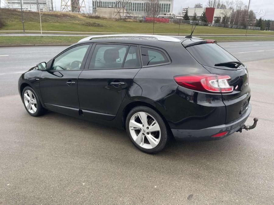 Black Renault Megane 2012 in Kaunas, with an engine capacity of 1.46 L and mileage of 240 thousand km for 3450 €, photo 9 on AUTOMOTO.COM.LV