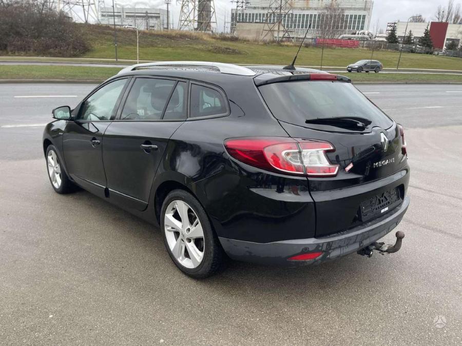 Black Renault Megane 2012 in Kaunas, with an engine capacity of 1.46 L and mileage of 240 thousand km for 3450 €, photo 10 on AUTOMOTO.COM.LV