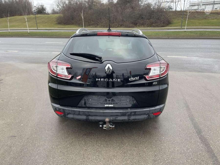 Black Renault Megane 2012 in Kaunas, with an engine capacity of 1.46 L and mileage of 240 thousand km for 3450 €, photo 12 on AUTOMOTO.COM.LV