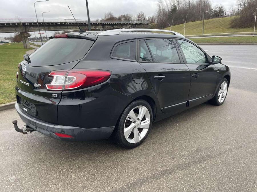 Black Renault Megane 2012 in Kaunas, with an engine capacity of 1.46 L and mileage of 240 thousand km for 3450 €, photo 14 on AUTOMOTO.COM.LV