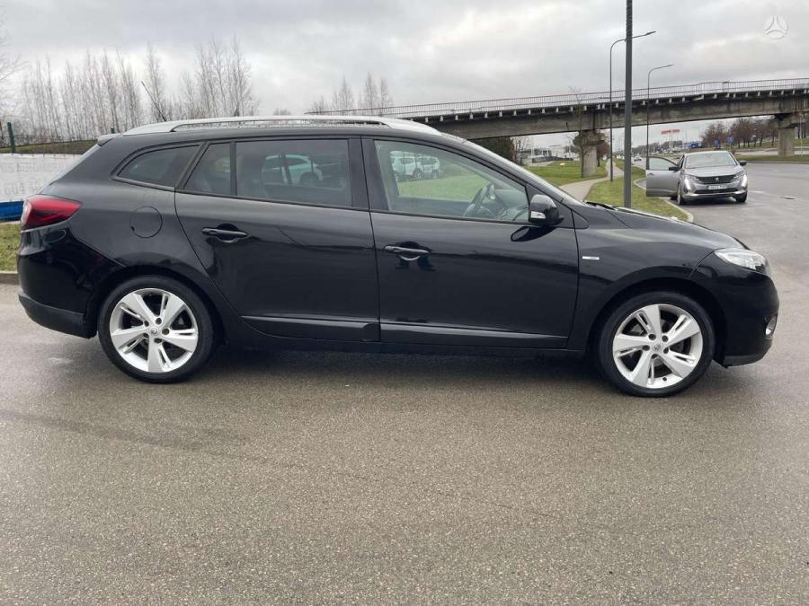 Black Renault Megane 2012 in Kaunas, with an engine capacity of 1.46 L and mileage of 240 thousand km for 3450 €, photo 16 on AUTOMOTO.COM.LV