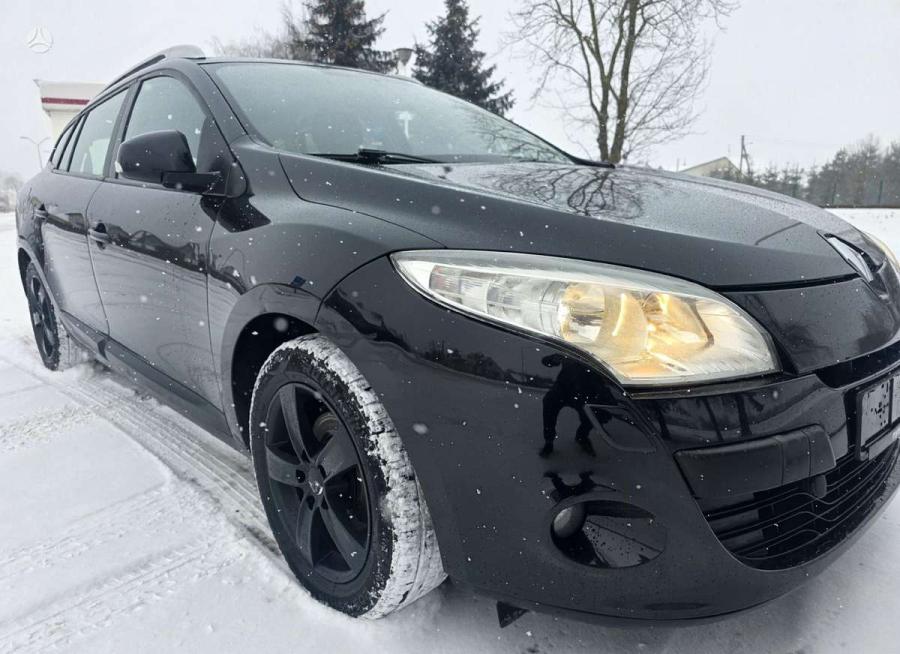 Black Renault Megane 2012 in Marijampole, with an engine capacity of 1.46 L and mileage of 224 thousand km for 2950 €, photo 1 on AUTOMOTO.COM.LV