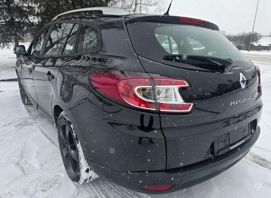 Black Renault Megane 2012 in Marijampole, with an engine capacity of 1.46 L and mileage of 224 thousand km for 2950 €, photo 5 on AUTOMOTO.COM.LV