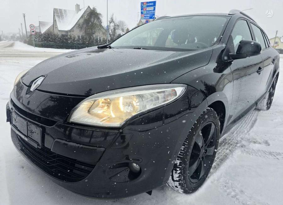 Black Renault Megane 2012 in Marijampole, with an engine capacity of 1.46 L and mileage of 224 thousand km for 2950 €, photo 8 on AUTOMOTO.COM.LV