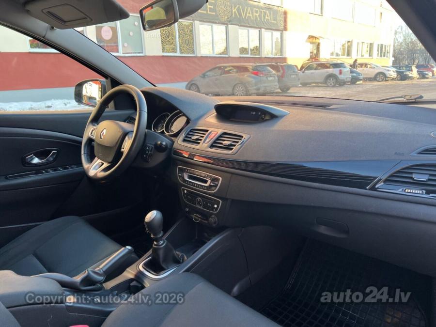 Melns Renault Megane 2012 Narva, ar dzinēja tilpumu 1.90 L un nobraukumu 390 tūkst. km par 2499 €, foto 24 vietnē AUTOMOTO.COM.LV
