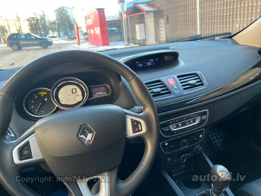 Melns Renault Megane 2012 Narva, ar dzinēja tilpumu 1.90 L un nobraukumu 390 tūkst. km par 2499 €, foto 29 vietnē AUTOMOTO.COM.LV