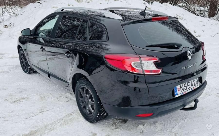 Melns Renault Megane 2012 Šauļi, ar dzinēja tilpumu 1.50 L un nobraukumu 156 tūkst. km par 3750 €, foto 8 vietnē AUTOMOTO.COM.LV