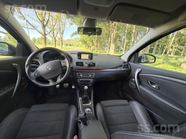 Black Renault Megane 2012 in Valmiera, with an engine capacity of 1.50 L and mileage of 255 thousand km for 4490 €, photo 10 on AUTOMOTO.COM.LV