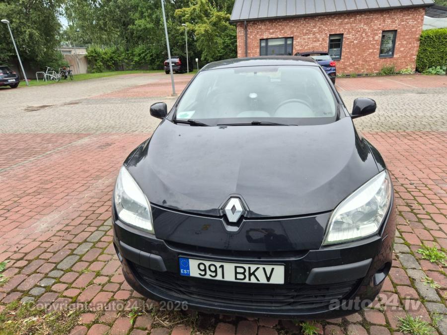 Black Renault Megane 2012 in Tallinn, with an engine capacity of 1.60 L and mileage of 167 thousand km for 4500 €, photo 4 on AUTOMOTO.COM.LV