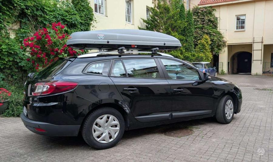 Melns Renault Megane 2012 Viļņa, ar dzinēja tilpumu 1.46 L un nobraukumu 140 tūkst. km par 3200 €, foto 7 vietnē AUTOMOTO.COM.LV