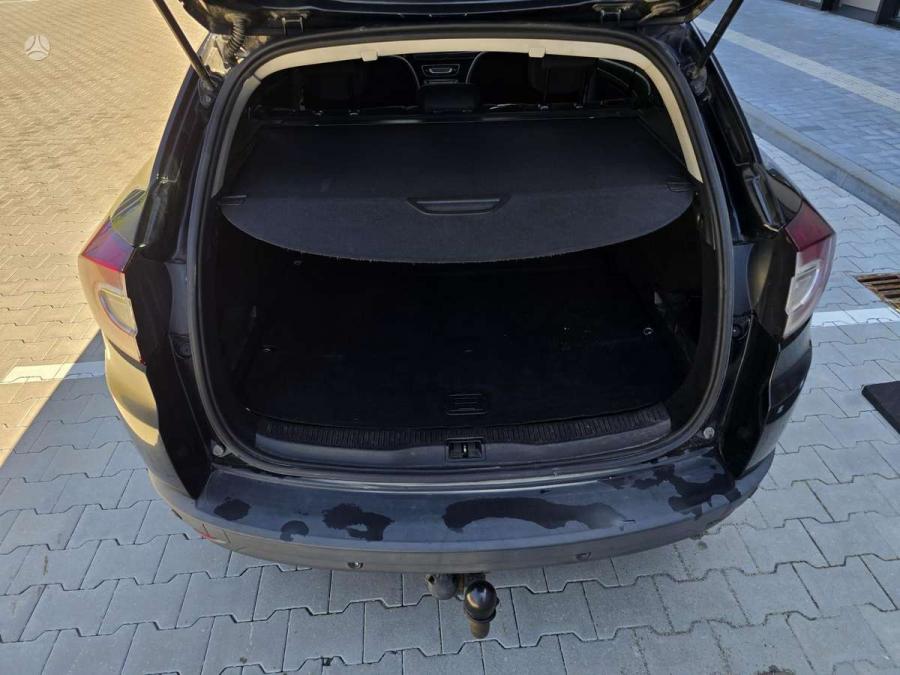 Melns Renault Megane 2012 Viļņa, ar dzinēja tilpumu 1.50 L un nobraukumu 310 tūkst. km par 1800 €, foto 9 vietnē AUTOMOTO.COM.LV