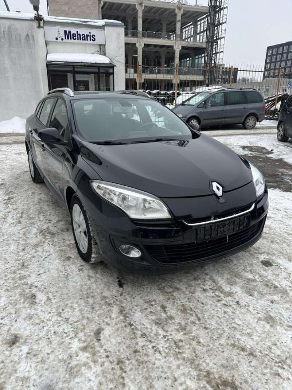 Black Renault Megane 2013 in Kaunas, with an engine capacity of 1.50 L and mileage of 237 thousand km for 2950 €, photo 1 on AUTOMOTO.COM.LV
